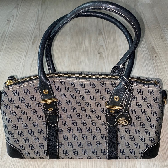 Dooney & Bourke | Bags | Dooney Bourke Signature Db Grey And Black Canvas Purse With Black ...
